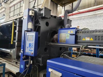 Cina 1200ton ha utilizzato la macchina a iniezione di plastica per il canestro di plastica dei recipienti di polvere del pallet in vendita