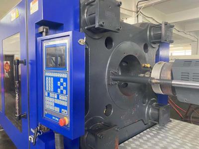 Cina Macchina a iniezione haitiana utilizzata plastica 470 Ton With Servo Motor in vendita