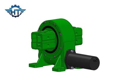 중국 평평한 자동차 PV 추적자들을 위한 수직 단일축 태양 다수 드라이브 트렌스미션 7320 Nm 판매용