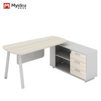 Quality Practical and modern in line with ergonomics Staff Executive Modern office Workstation Desk for sale