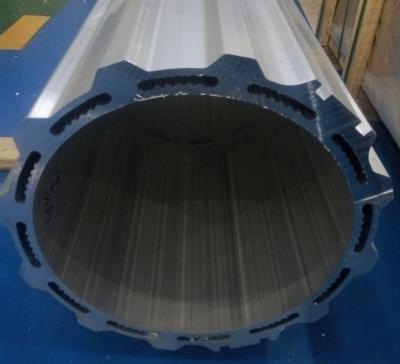 Κίνα 6063 σωλήνας 48mm εξώθησης αλουμινίου T5 διάμετρος για την περίφραξη ΣΥΝΕΧΏΝ μηχανών προς πώληση
