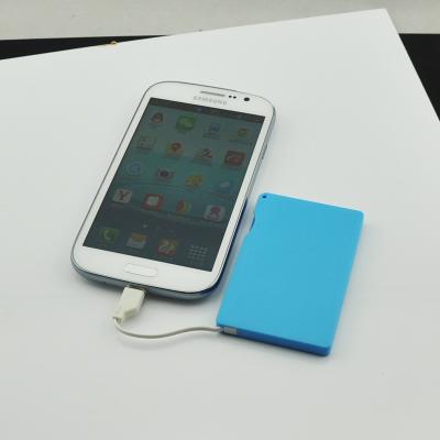 China Do banco ultra fino do poder do cartão de crédito de Smart carregador móvel de alumínio de USB à venda