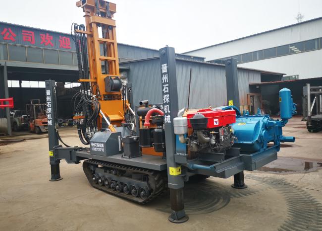 ST 260 Pneumatic Drilling Rig in operation at worksite