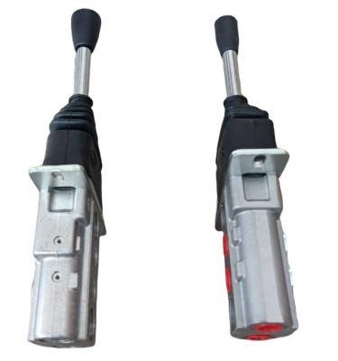 Cina 4 bobine Valvole idrauliche per Walvoil SVM100/4 G 1/4" Port Size 60bar Pressione massima in vendita