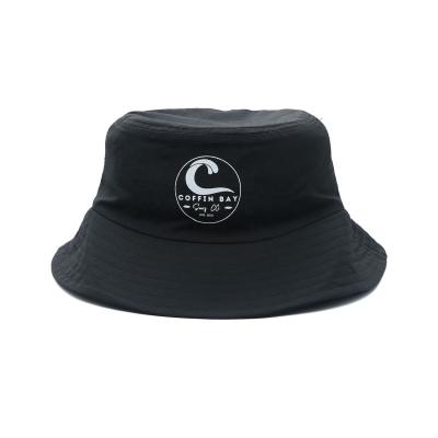 Chine Image Chapeau de surf imperméable à l'eau imperméable au vent réglable à la barbe du menton Chapeau de protection solaire noir à vendre