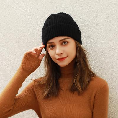 Chine Chapeau en laine de cachemire durable pour filles et femmes Chapeaux tricotés d'automne à hiver à vendre