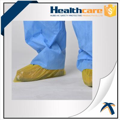Chine Non la chaussure de dérapage jaune couvre le polyéthylène jetable du PE 17gsm à vendre