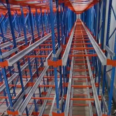 Cina Industrial Warehouse Storage Shelving Designed for Remote Control Radio Shuttle Racking in vendita