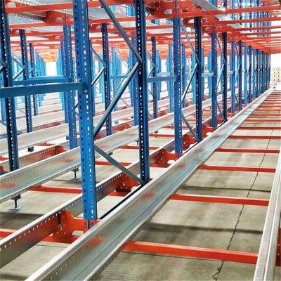 Cina Common Serviceability Q235 Radio Pallet Shuttle Racks For Automated Warehouse Storage in vendita