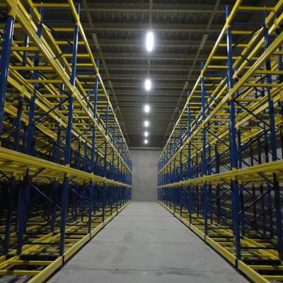 Cina Open Electric Mobile Pallet Racking For High Space Utility In Warehouse Storage System in vendita