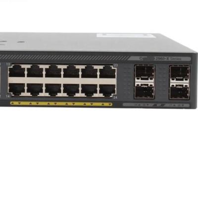 Cina Cisco 2960X serie 48 porte Gigabit Ethernet PoE 740W 4 x 1G SFP LAN Base Switch WS-C2960X-48FPS-L in vendita