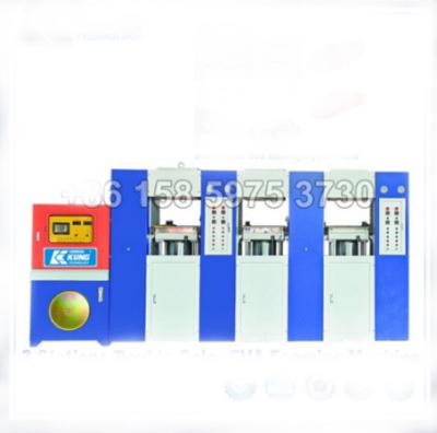 China De automatische Schuimende Machine van EVA Double Color Shoe Sole (3 posten) Te koop