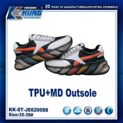 Cina Scarpe durevoli Outsole, scarpa di sport di MD dell'adulto TPU che fa le sogliole dei rifornimenti in vendita