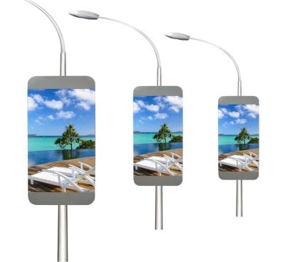 Cina Outdoor Roadside Light Poles Displaying Full Color Led Signs Large Screen in vendita