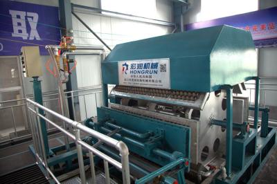 Cina Piccola macchina di formatura della polpa, vassoio semiautomatico dell'uovo che fa macchina in vendita