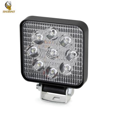 Chine 9 perles Blanc 12V Disponible Proyecteur de moto Mini phare à vendre