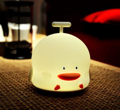 China Lâmpada Tabletop da luz da noite do silicone macio, 328g diodo emissor de luz Duck Night Light ROHS à venda