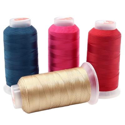 Cina 210D/3 100g filo di cucitura in poliestere per cuoio da abbigliamento con perline di nylon ad alta resistenza in vendita