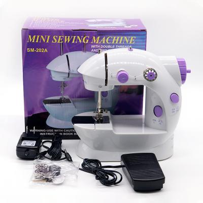 Cina Video supporto tecnico dopo il servizio Mini macchina da cucire portatile per uso domestico UFR-202 in vendita