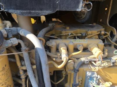 Chine La voie hydraulique utilisée de Caterpillar D5K a employé Cat Bulldozer Operating Weight 9408KG à vendre