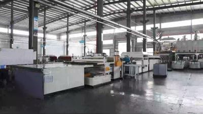 Cina imballaggio automobilistico del grande di pallet 1200X1000 del contenitore dei ricambi auto di pallet contenitore di plastica pieghevole di plastica del contenitore in vendita