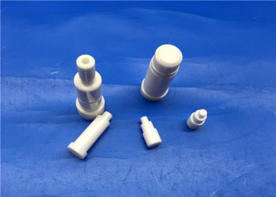 Cina L'alta precisione su misura gradua il Pin secondo la misura ceramico dell'allumina di biossido di zirconio di Pin Bending Strength Temperature Resistance 95% in vendita