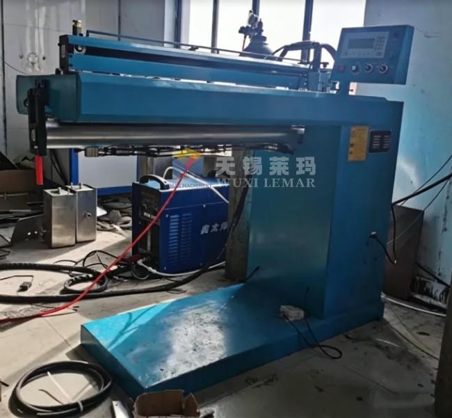 ZF1200 Welding Machine Close-up