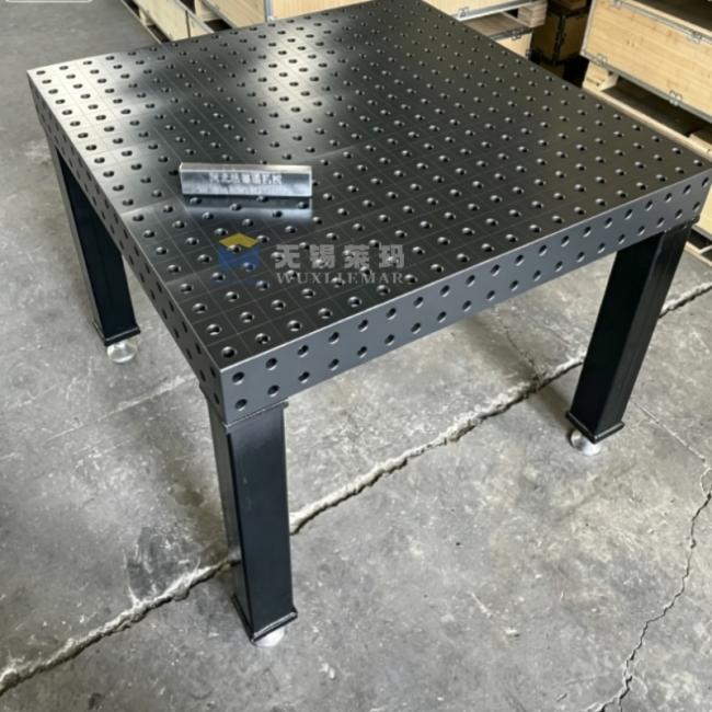 D16 Welding Table precision details