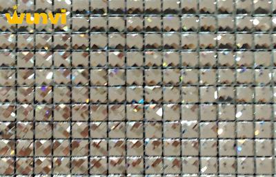 Cina 10 tessere dello specchio dell'argento montate maglia del × 10mm Diamand per la decorazione di lusso in vendita