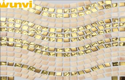 Cina Mestiere di lusso ondulato dorato delle tessere dello specchio per la decorazione di KTV in vendita