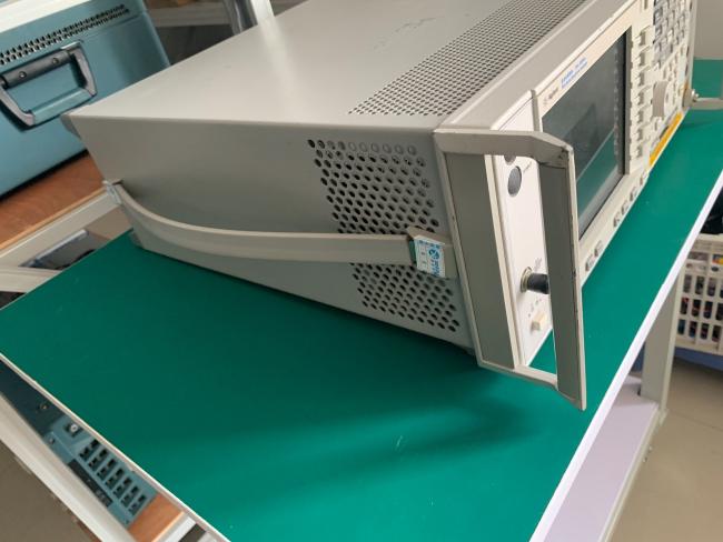 Agilent E4448A Spectrum Analyzer rear panel