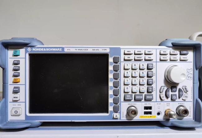 Rear panel view of R&S ETL showing input/output connections