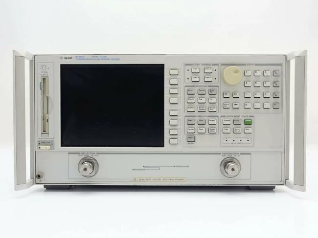 Agilent 8719ET Network Analyzer side view
