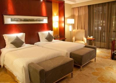 Cina Mobilia di legno commerciale della camera da letto del pannello messa per un hotel di 3 o 4 stelle in vendita