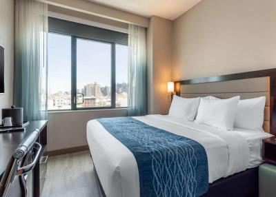 Cina Insieme di camera da letto economico preciso della mobilia dell'hotel di progettazione della stanza di Holiday Inn H4 in vendita