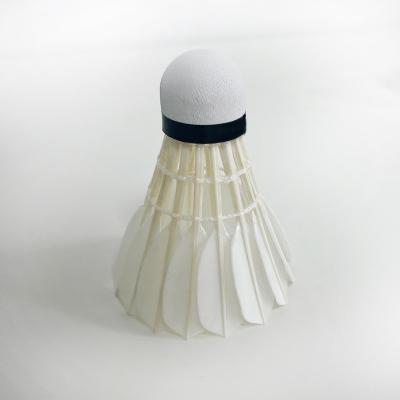 Cina Cina Fabbrica all'ingrosso Shuttlecock di badminton Buona qualità per l'uso a lungo termine Shuttlecock con alta durata in vendita