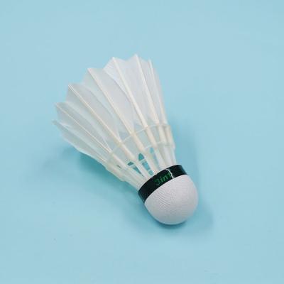 Cina Super Durable 3in1 Hybrid Shuttlecock Stable Quality Shuttles for Competition in vendita