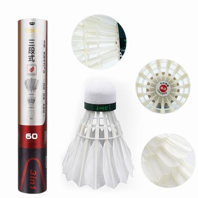 中国 High Quality Duck Feather Top Grade Badminton Shuttlecock with Fiber Cork D60 販売のため