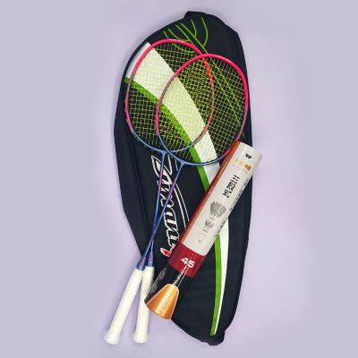 Cina Badminton Set 2PCS Full Carbon Rackets with 1 Dozen Hybrid Shuttlecock Badminton Shuttles in vendita
