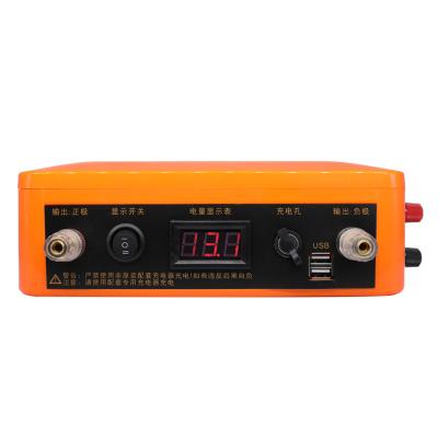 中国 Mini Orange Plastic Portable Solar Power System With High Effieciency Battery 販売のため