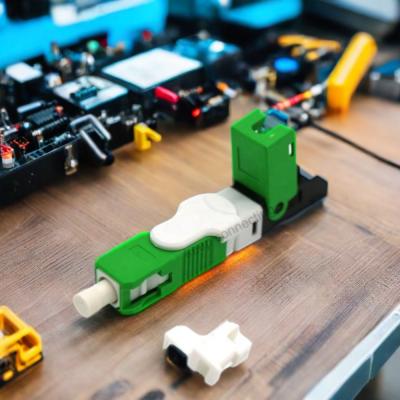 Cina SC APC Assemblaggio a modalità singola connettore rapido Fibra ottica connettore rapido laser OEM in vendita