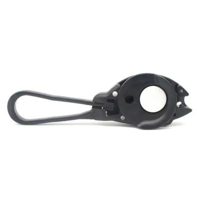 Cina 0.7KN Clamp Nylon FTTH Fish Type Flat Fiber Optic Drop Cable Holder con 25 in vendita