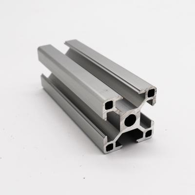 中国 T3-T8発破表面処理を紙やすりで磨く製造所の終わりTスロット アルミニウム放出 販売のため
