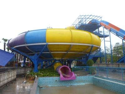 中国 商業用等級の娯楽水公園のスライドのガラス繊維スペース ボールのスライド 販売のため