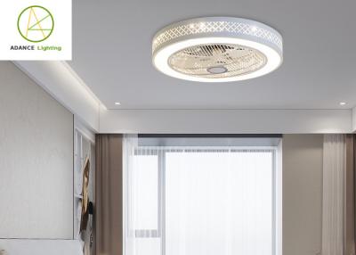 Cina il ventilatore da soffitto moderno di pala di 43cm accende il telecomando di AC220V in vendita
