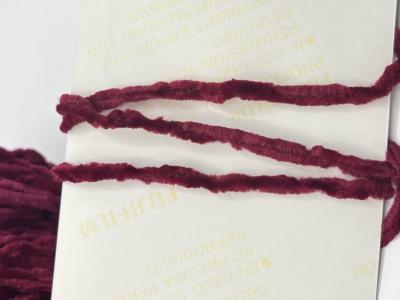 Chine L'ANNEAU 100% de fil à tricoter de Chenille de velours du polyester 1.2NM A TOURNÉ à vendre