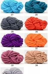 Chine Fil 100% de crochet de boucle de Chunky Hand Knitting Chenille Yarn grand de couverture gonflée molle de polyester à vendre