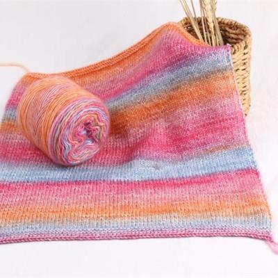 Chine La paillette de gâteau de MultColors de boule d'écheveau bavardent le fil de fantaisie de laine de 10% pour le tricotage de crochet à vendre