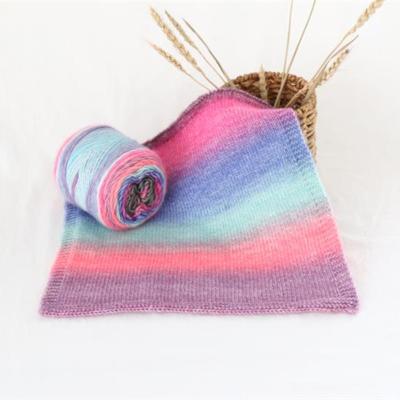 Chine La paillette de gâteau de MultColors de boule d'écheveau bavardent le fil de fantaisie de laine de 10% pour le tricotage de crochet à vendre