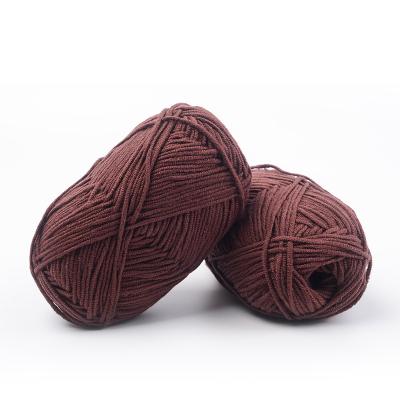 Chine fils de crochet de couleur 60% coton 40% coton laitier fils de couture pour bébé à vendre